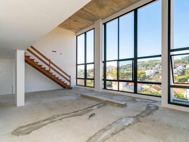 Apartamento Duplex com 135m²e 03 Dormitórios Bairro Tristeza