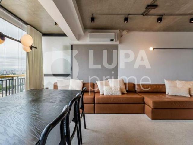 Apartamento Duplex com 1 dormitório á venda em Santana