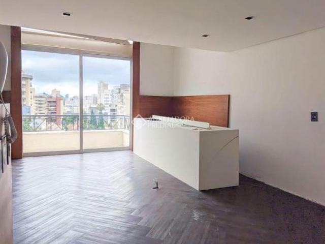 Apartamento Duplex com 1 quarto e 2 vagas à venda no bairro Moinhos de Vento em Porto Alegre