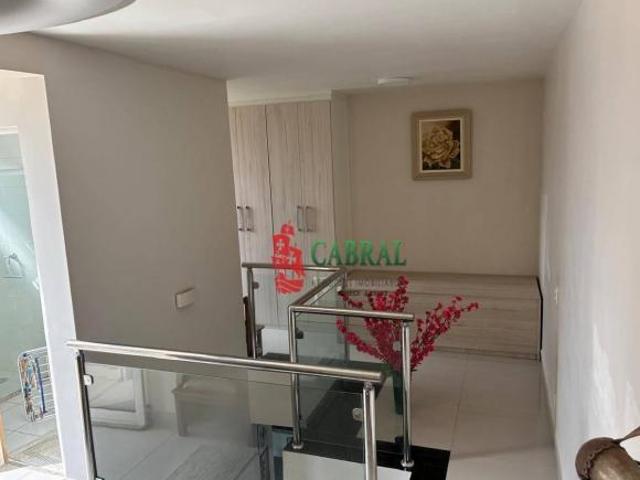 Apartamento Duplex com 2 dormitórios à venda