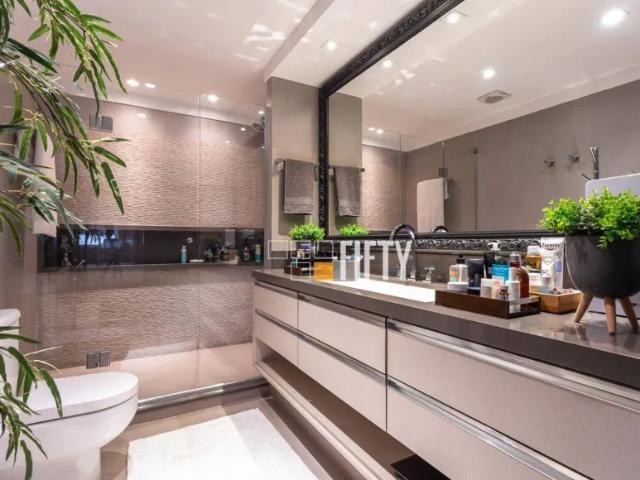 Apartamento Duplex com 2 dormitórios à venda, 163 m² em Moema