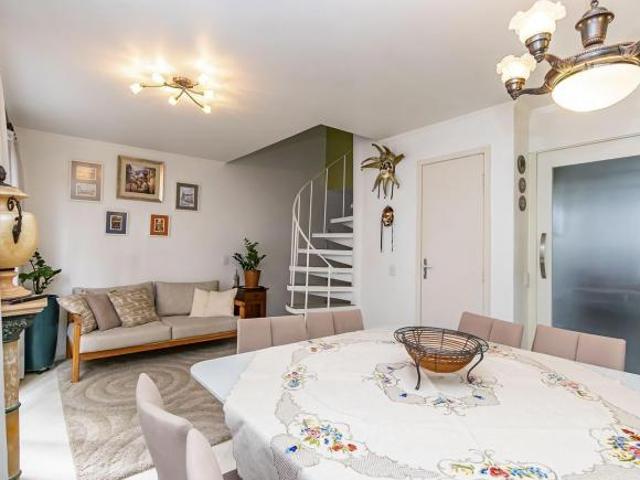 Apartamento Duplex com 2 quartos no Cristo Rei