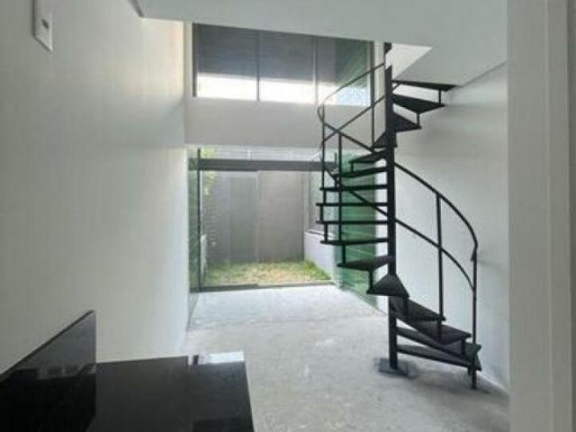 Apartamento duplex com 42m² de área útil, 1 suíte