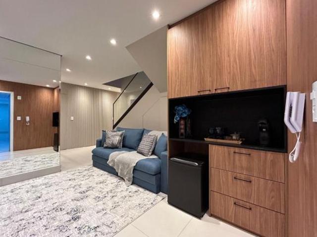 Apartamento Duplex com 4 dormitórios à venda, 179 m² por R$ 3.600.000,00 Vila Guilhermina Praia