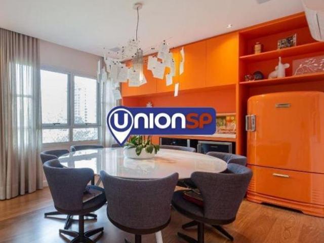 Apartamento Duplex com 4 dormitórios à venda, 210 m² por R$ 3.220.000 Panamby São Paulo/SP