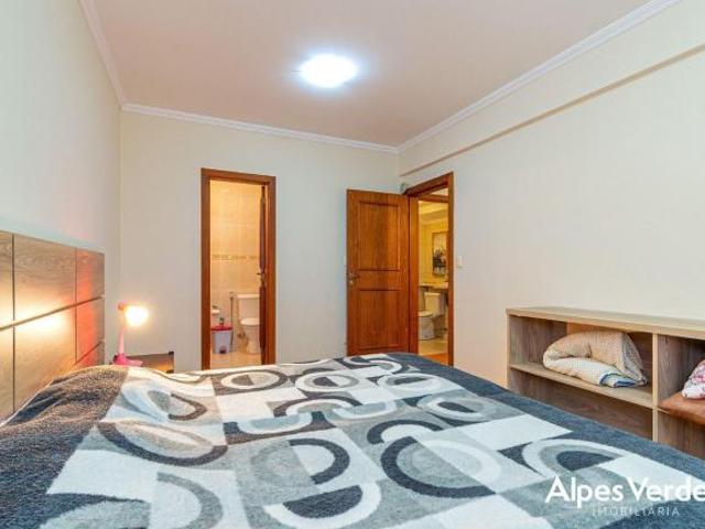Apartamento Duplex com 4 dormitórios à venda por R$ 1.550.000 Centro Gramado/RS