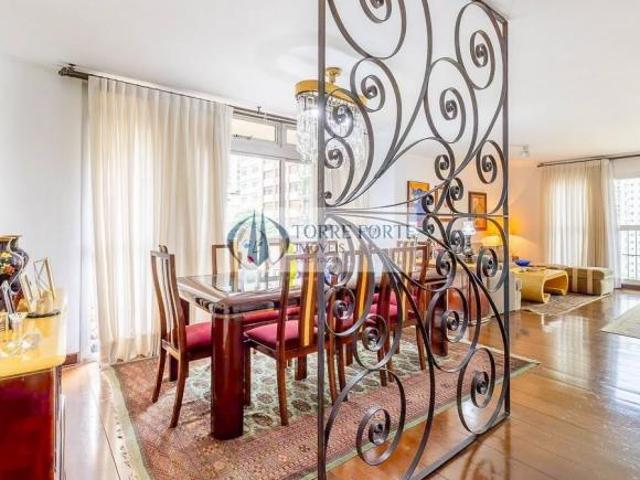 Apartamento Duplex com 4 quartos 5 banheiros 2 vagas cobertas na Consolação