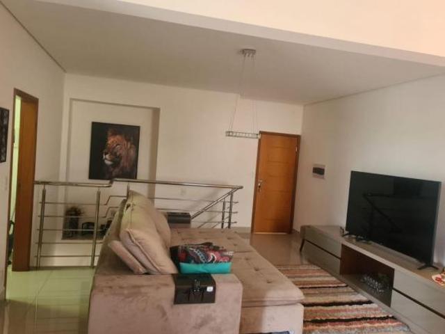 Apartamento Duplex com 4 quartos à venda, bairro Brasil Uberlândia/MG