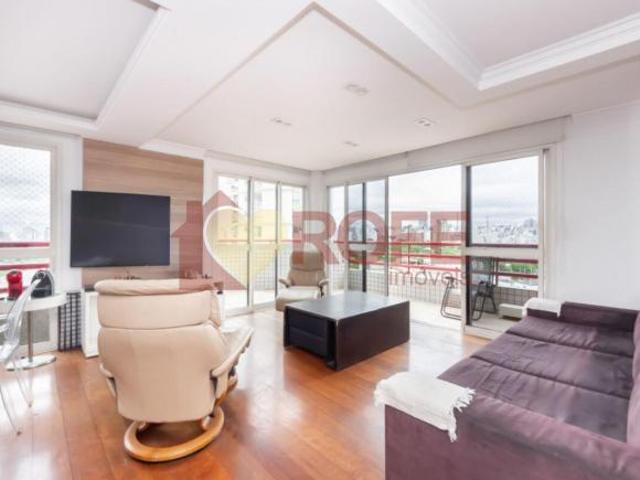 Apartamento Duplex com 5 dormitórios, 4 suítes, 3 vagas e com 190m² Itaim