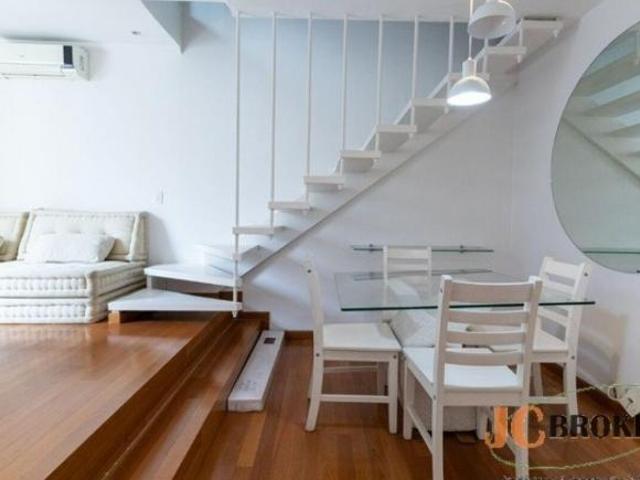 Apartamento duplex com 70m², 1 suíte, 1 vaga