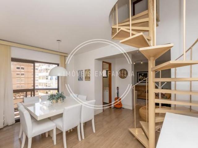 Apartamento duplex com 90 m², 2 quartos sendo 2 suítes à venda no bairro Jardins