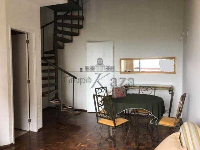 Apartamento Duplex Centro Residencial Studio Uno 1 Dormitório 56m²