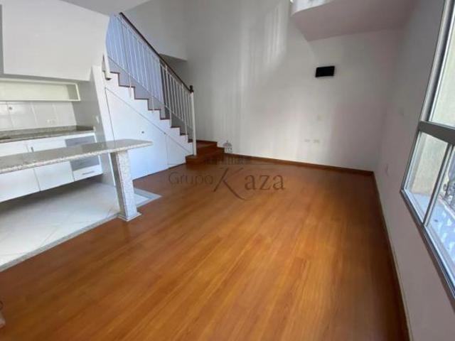 Apartamento Duplex Cerqueira César 1 Suíte 60m²