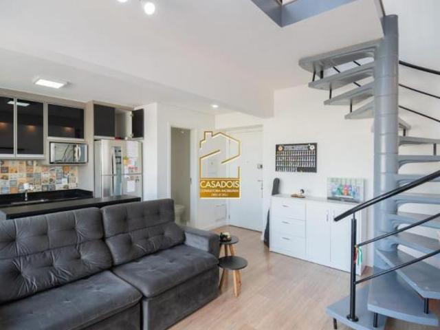 Apartamento Duplex à Venda | 65 m² | Porteira Fechada | Vaga + Depósito | Alto d