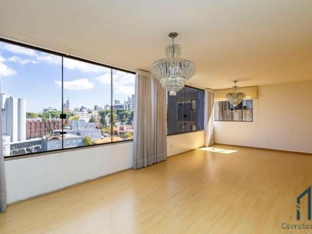 Apartamento duplex a venda 04 quartos c/suíte, COM SACADA, 02 vagas, no Bigorrilho em Curitiba PR