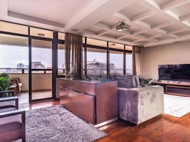 Apartamento Duplex à venda com 3 quartos no Cambuí em Campinas