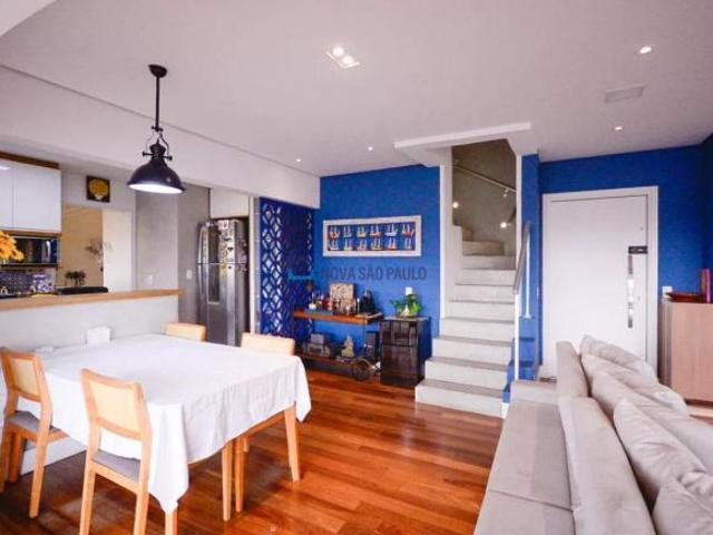 Apartamento duplex à venda com 3 quartos e 3 vagas de garagem