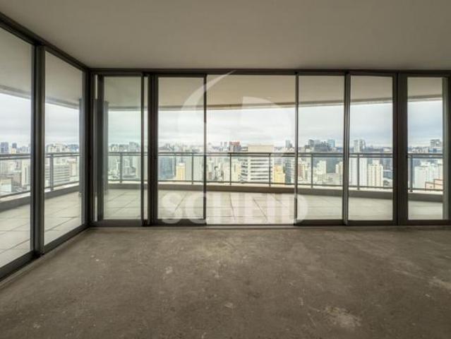 Apartamento duplex à venda com 04 suítes e 04 vagas no Itaim Bibi