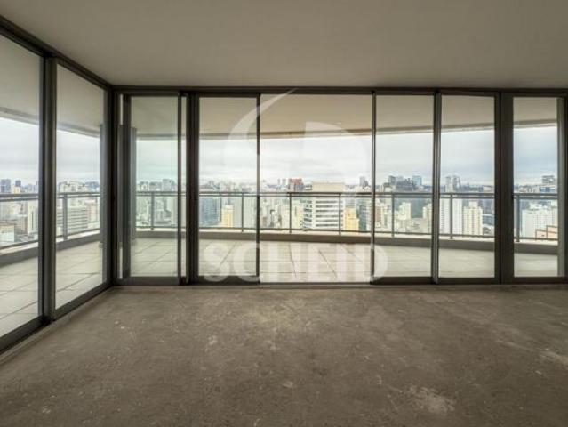 Apartamento duplex à venda com 04 suítes e 04 vagas no Itaim Bibi