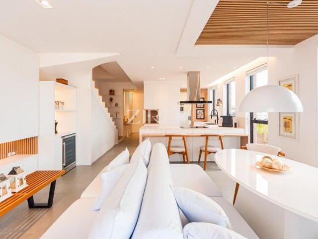APARTAMENTO DUPLEX À VENDA COM 2 SUÍTES NO BIGORRILHO