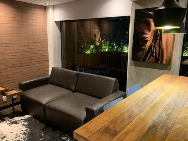 Apartamento duplex à venda com 63m², 1 suíte, 1 vaga, próximo ao metrô Praça da