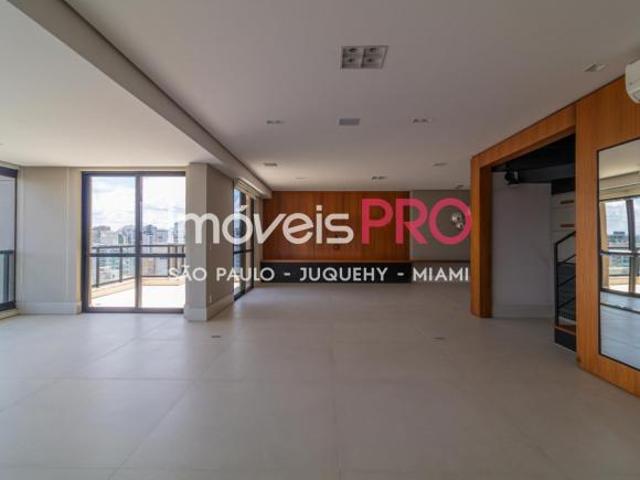 APARTAMENTO DUPLEX A VENDA COM VISTA PARA O SKYLINE DE SÃO PAULO MOEMA 4 SUÍTES