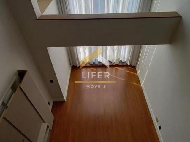 APARTAMENTO DUPLEX À VENDA – CONFORTO, ESTILO E EXCELENTE DISTRIBUIÇÃO DE AMBIEN
