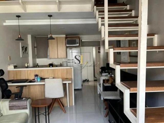Apartamento Duplex à venda em Moema