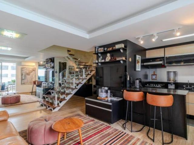 Apartamento duplex à venda em Moema São Paulo