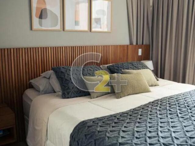 Apartamento duplex á venda em Pinheiros, 2 suítes, 2 vagas de garagem