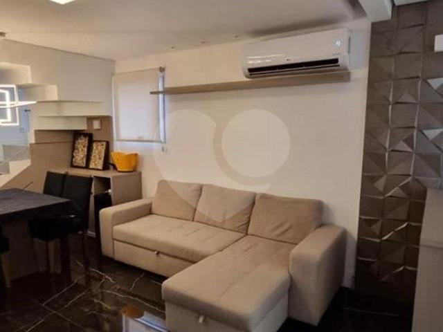 Apartamento Duplex à Venda em Pinheiros | 2 Suítes | Mobiliado | 2 Vagas