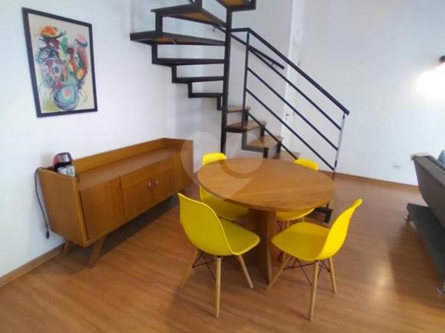 APARTAMENTO DUPLEX À VENDA EM PINHEIROS
