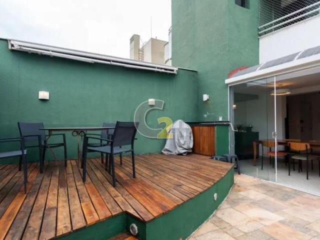 Apartamento Duplex à venda em Pinheiros com 2 suítes e 2 vagas