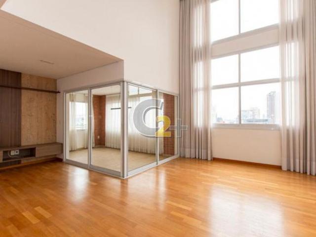 Apartamento Duplex à venda em Pinheiros com 3 suítes e 4 vagas