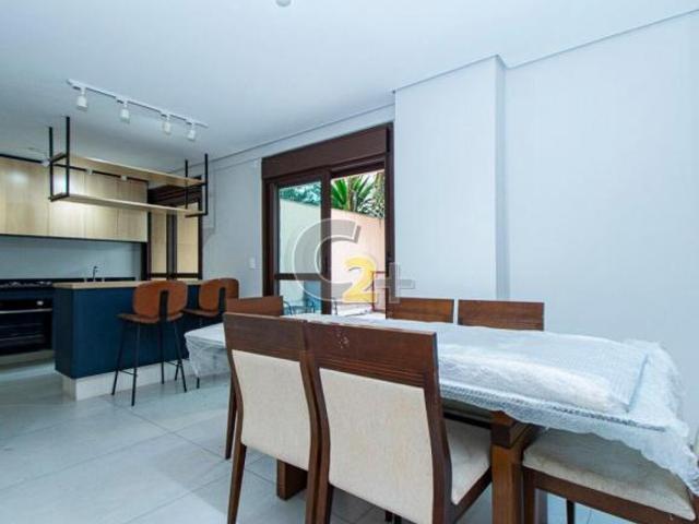 Apartamento duplex à venda, Higienópolis, 2 suítes, 3 vagas