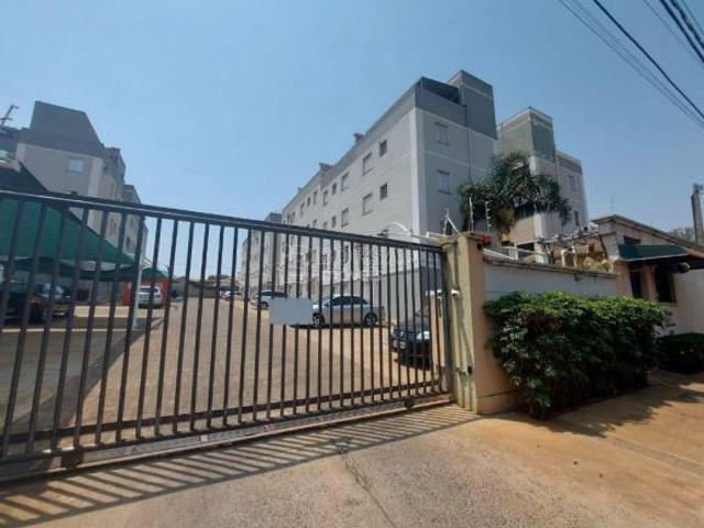 Apartamento Duplex a venda na Vila Xavier, Araraquara: 2 dormitorios, 2 garagens cobertas