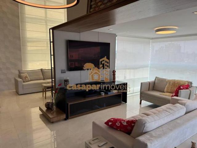 Apartamento Duplex à Venda na Enseada, 3 Suítes com 151m² e Lazer