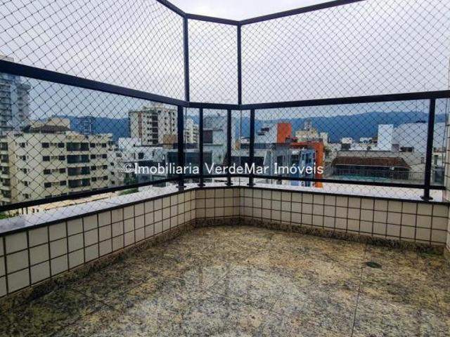 Apartamento duplex à venda na praia da Enseada no Guarujá, região da Brunella