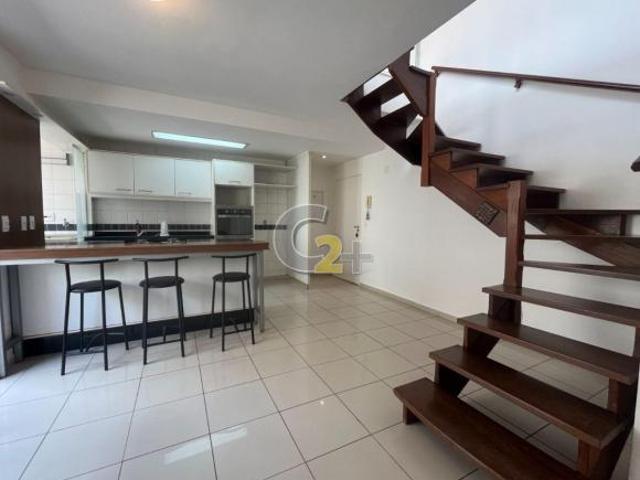 Apartamento Duplex à venda no Alto da Lapa com 2 suítes e 2 vagas