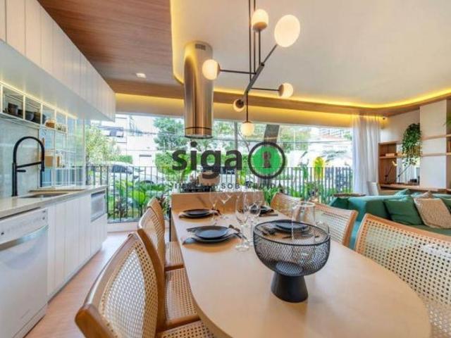 Apartamento Duplex a venda no Brooklin com 4 quartos / 4 suítes