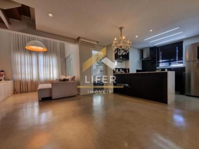 APARTAMENTO DUPLEX À VENDA NO CAMBUÍ