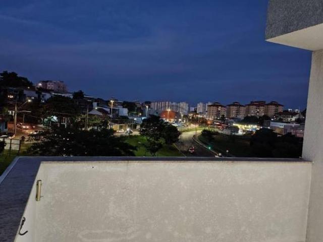Apartamento Duplex à venda no Jardim Sorocabano, com 3 dormitórios, 1 suíte, 2 vagas de garagem
