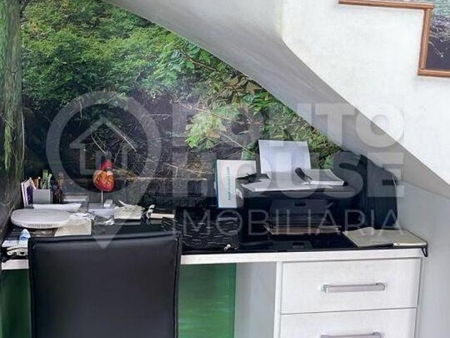 Apartamento duplex à venda no Paraiso, próximo ao metrô, 2 suítes e 2 vagas