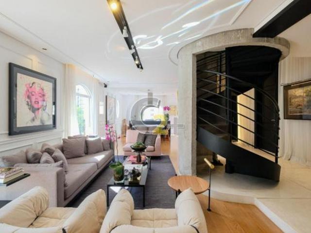 Apartamento Duplex a venda nos Jardins, 1 suíte, 2 vagas, 163m²
