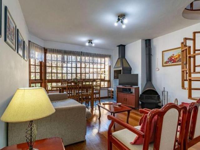 Apartamento Duplex à venda por R$ 820.000 = Floresta, Gramado =