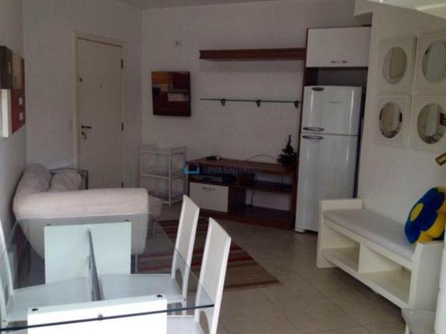 Apartamento Duplex Aclimaçao. Lazer. Metrô Vergueiro. 55M