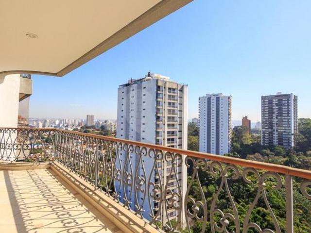 Apartamento duplex alto padrão com 5 quartos á venda ou para alugar no Alto da Boa Vista, São Paulo