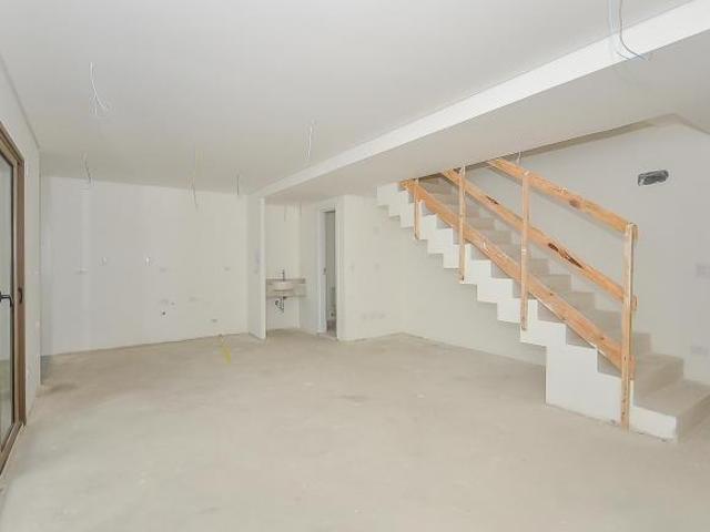 APARTAMENTO DUPLEX | BATEL | 2 SUÍTES | 94M²