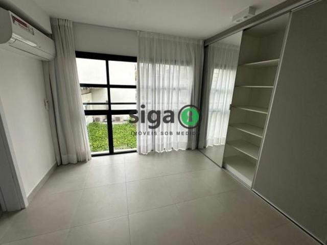 Apartamento duplex bem localizado no Brooklin Novo