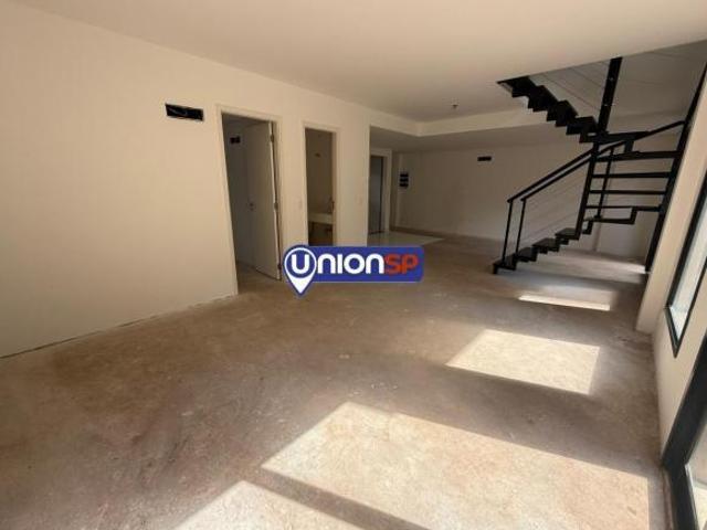 Apartamento Duplex Garden com 2 dormitórios à venda, 223,83m² por R$ 1.700.000,0